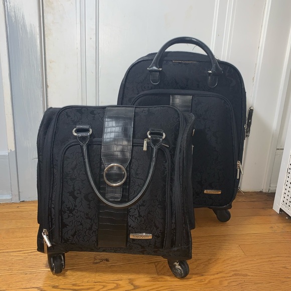TravelSmith | Bags | Travel Smith Bagsuitcase Set | Poshmark